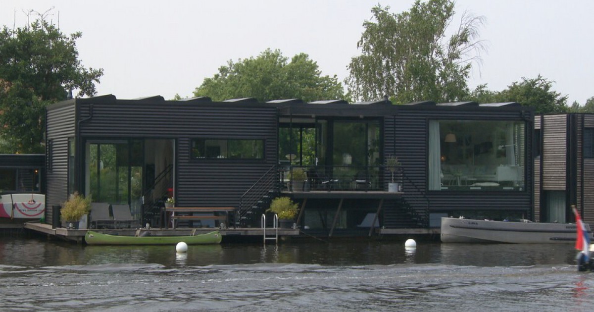Moderne woonboot | BinnensteBuiten