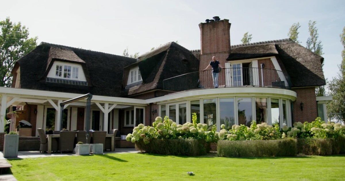 Vader en zoon genieten optimaal van hun droomhuis | BinnensteBuiten