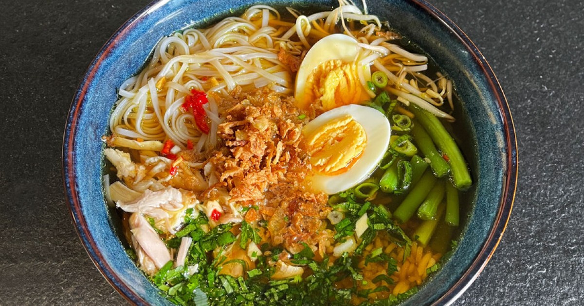 Soto ajam met een gekookt eitje | BinnensteBuiten