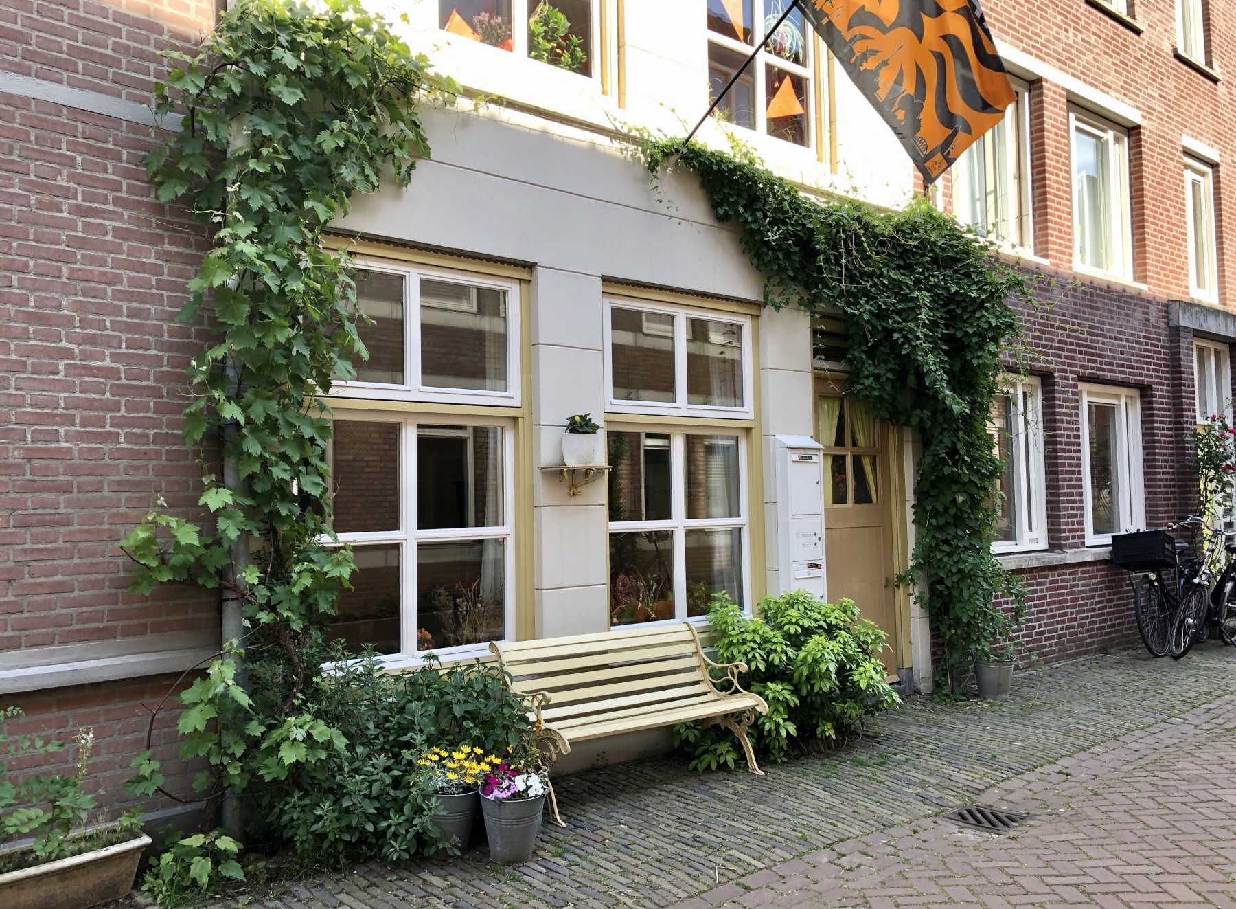 Iedereen een geveltuin | BinnensteBuiten